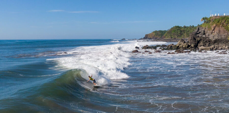 El Zonte Beach in El Salvador. One of the Best Surf Spots in the country