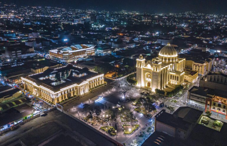 Best Things to Do in San Salvador for First-Time Visitors