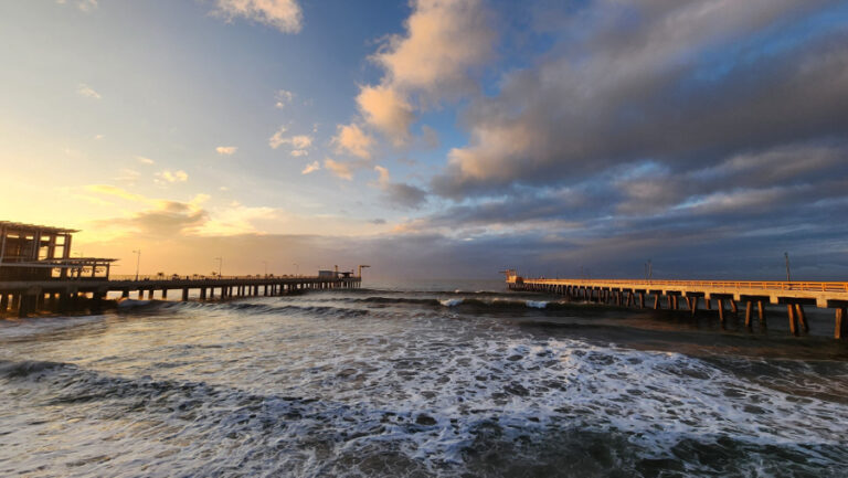 The Port of la Libertad Pier: A Sensational New Addition to Surf City ...