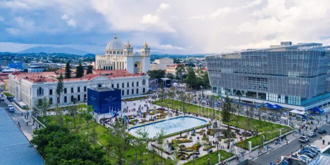 El Salvador Government and Politics: Institutions, Parties, and Power